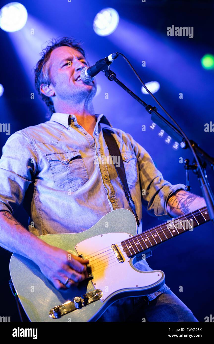 Chris shiflett uk tour photos hi-res stock photography and images - Alamy