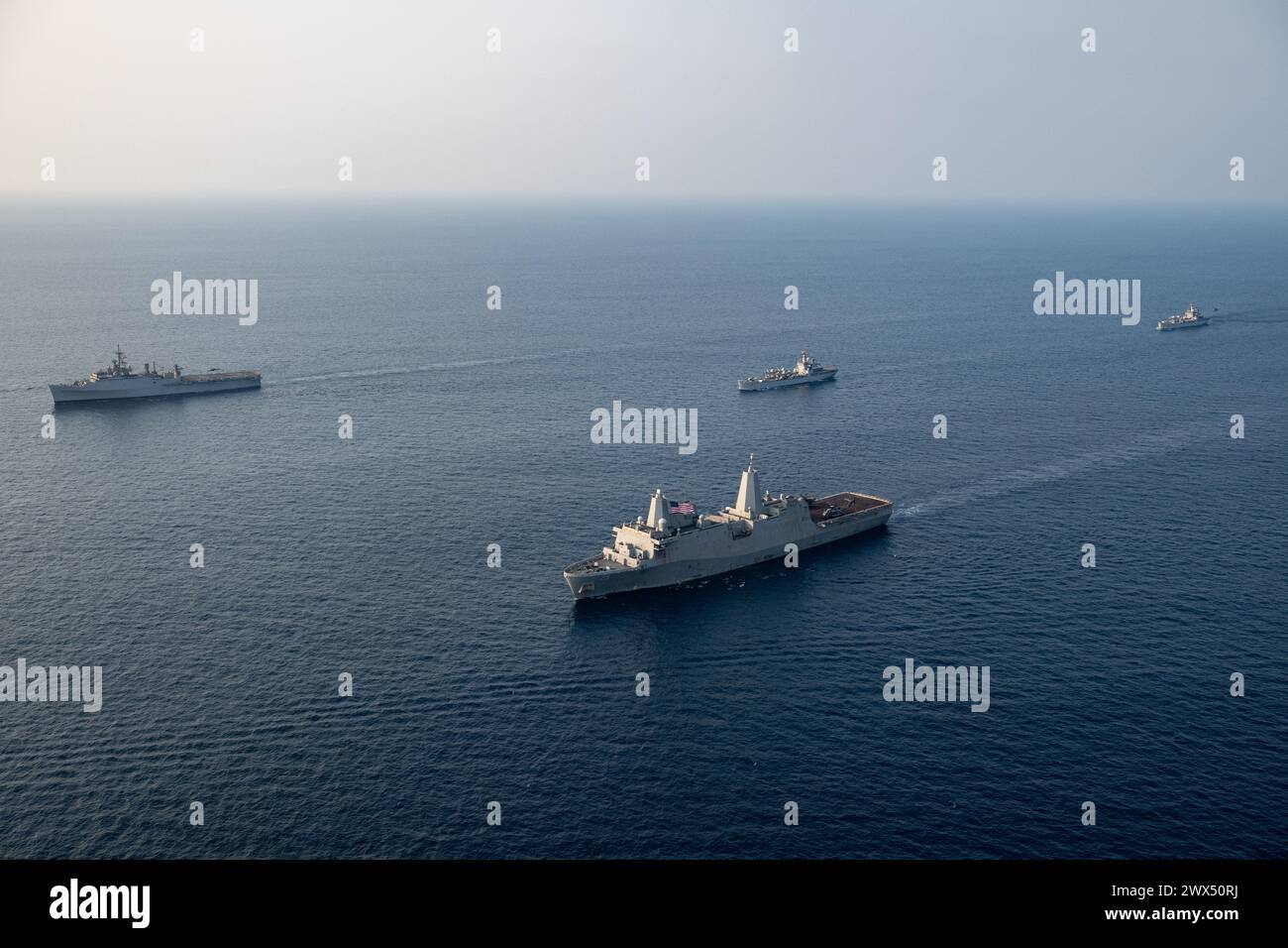 U.S. Navy San Antonio-class amphibious transport dock ship USS Somerset ...