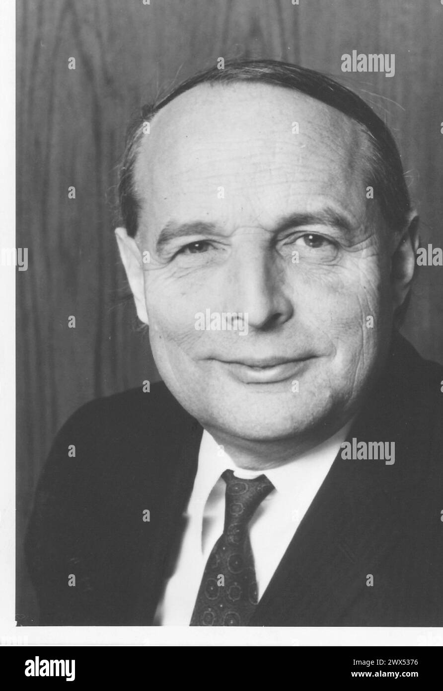 THE EARL OF MARCH, CHAIRMAN OF GOODWOOD RACECOURSE, 1987 PIC MIKE ...