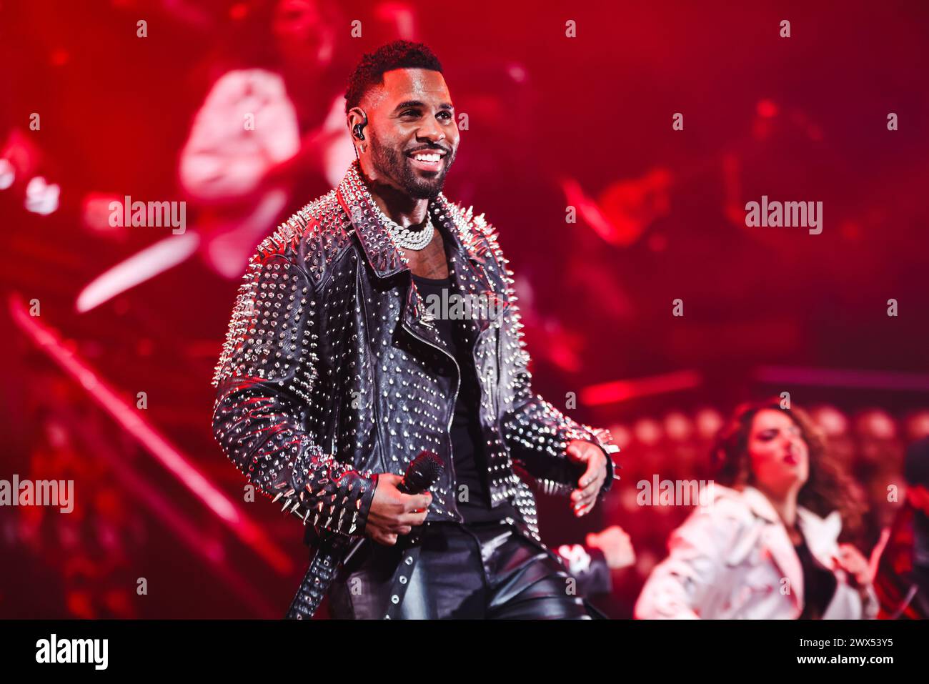 Kinged hi-res stock photography and images - Alamy