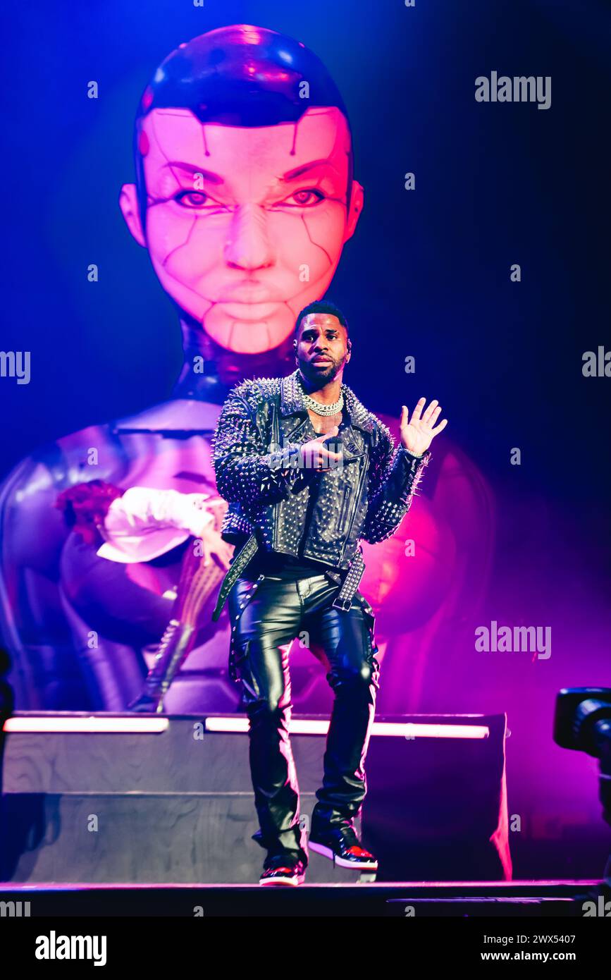 Nu king hi-res stock photography and images - Alamy