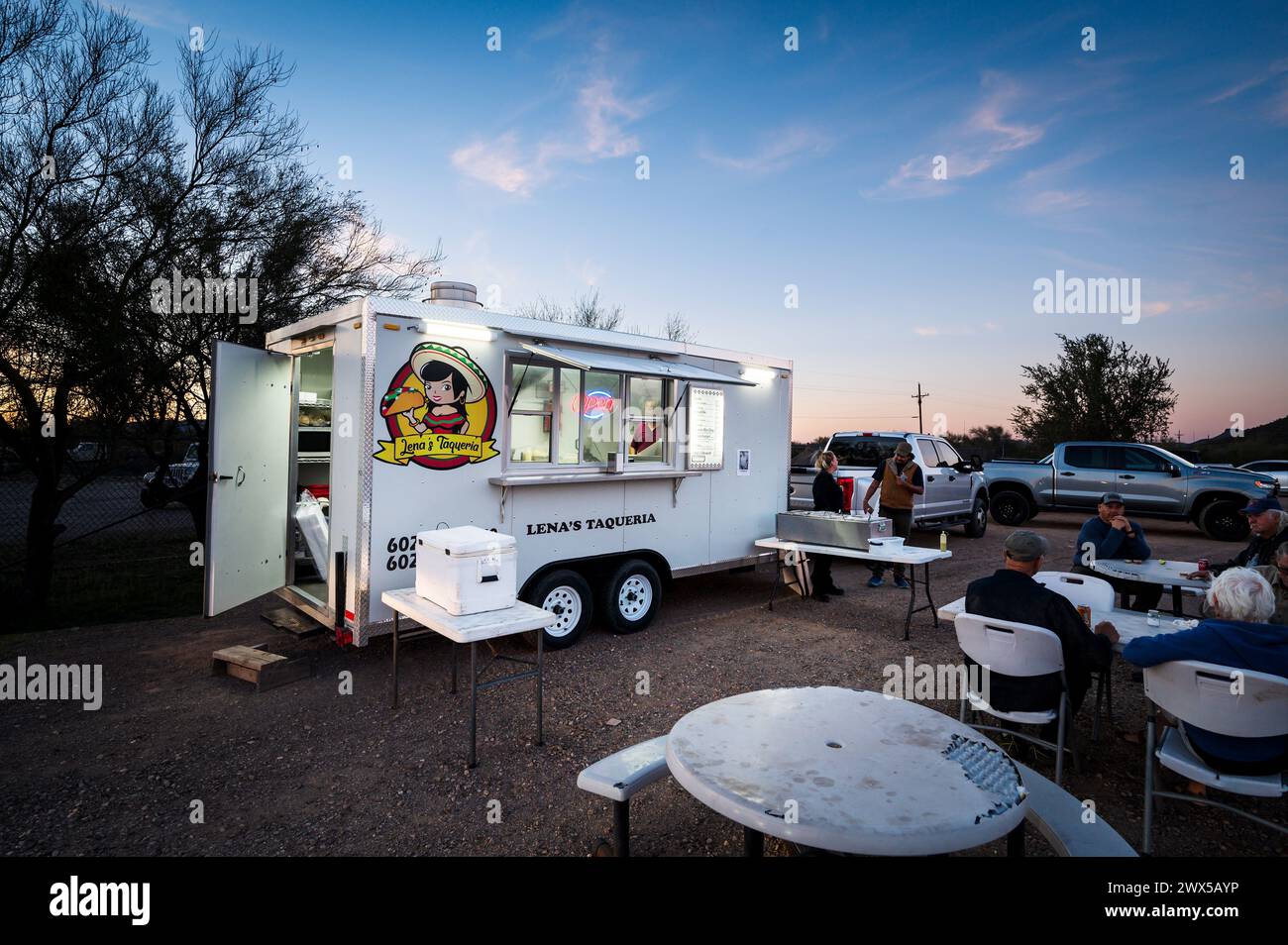A roadside taco and Mexican food stand beside the highway. Why Arizona ...