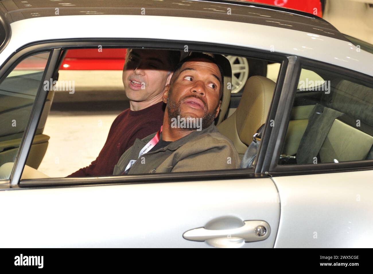 New York, USA. 27th Mar, 2024. Michael Strahan checks out his 2024 ...