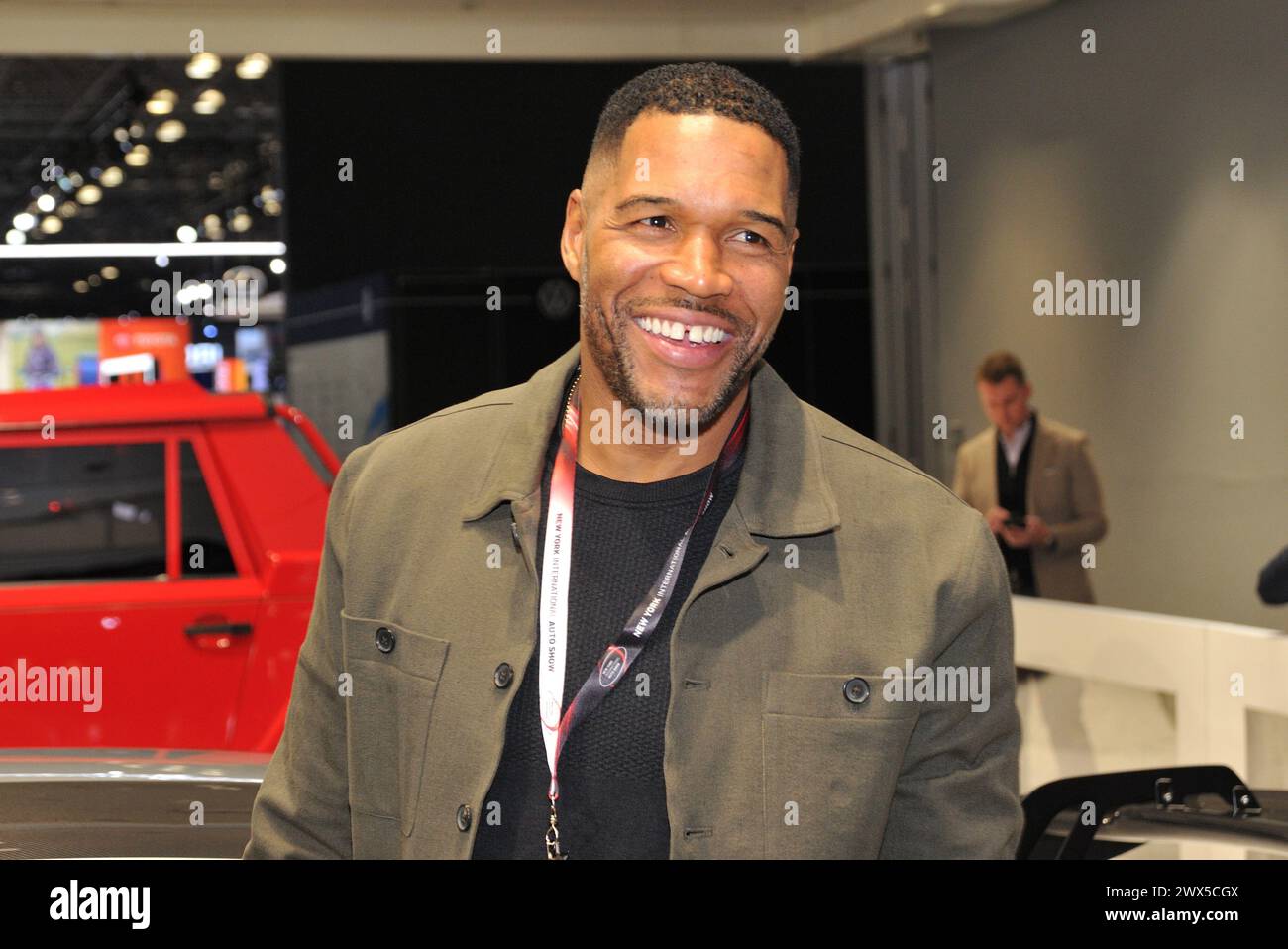 New York, USA. 27th Mar, 2024. Michael Strahan checks out his 2024 ...