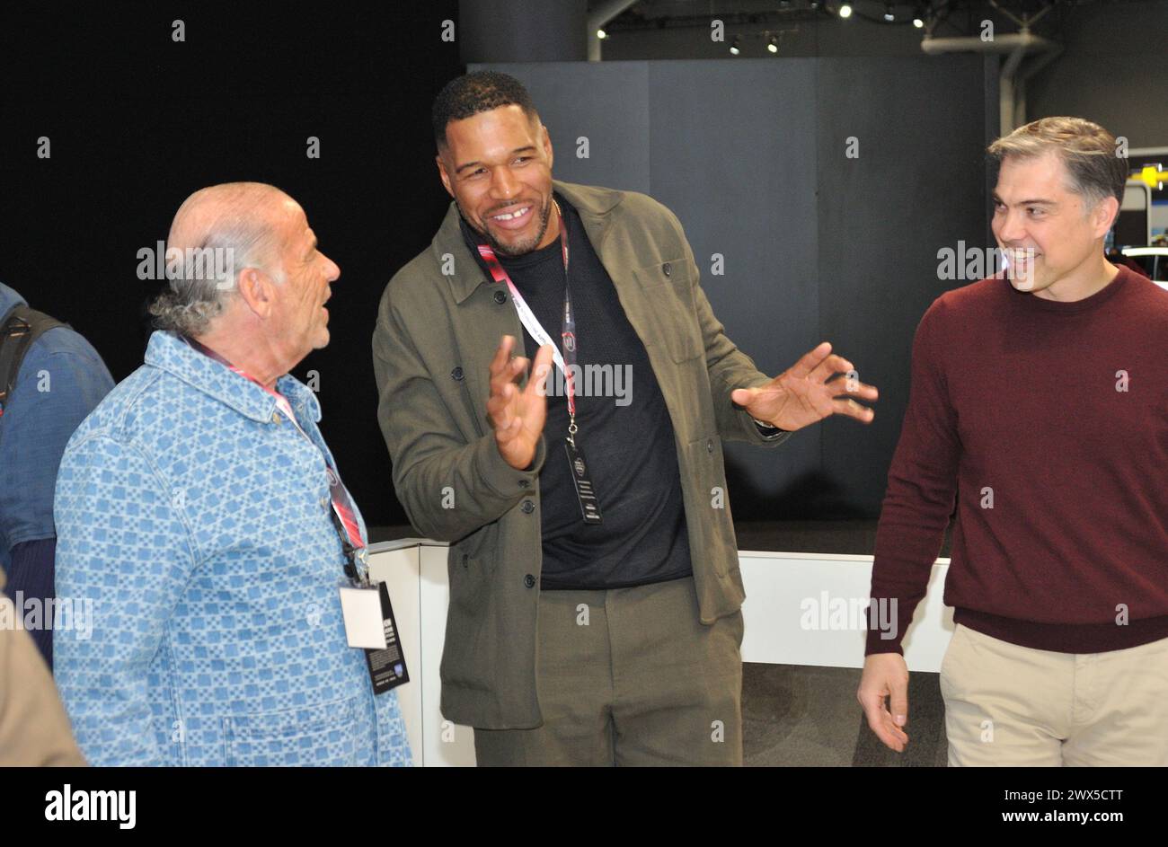 New York, USA. 27th Mar, 2024. Michael Strahan (C) sees his 2024 Tedson ...