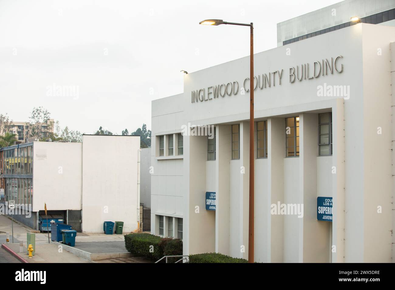 Inglewood, California, USA - October 7, 2022: Afternoon foggy sunlight ...
