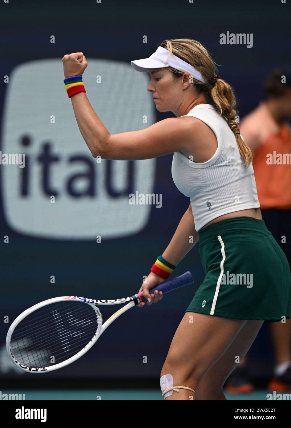 Miami Gardens FL, USA. 27th Mar, 2024. Danielle Collins Vs Caroline ...