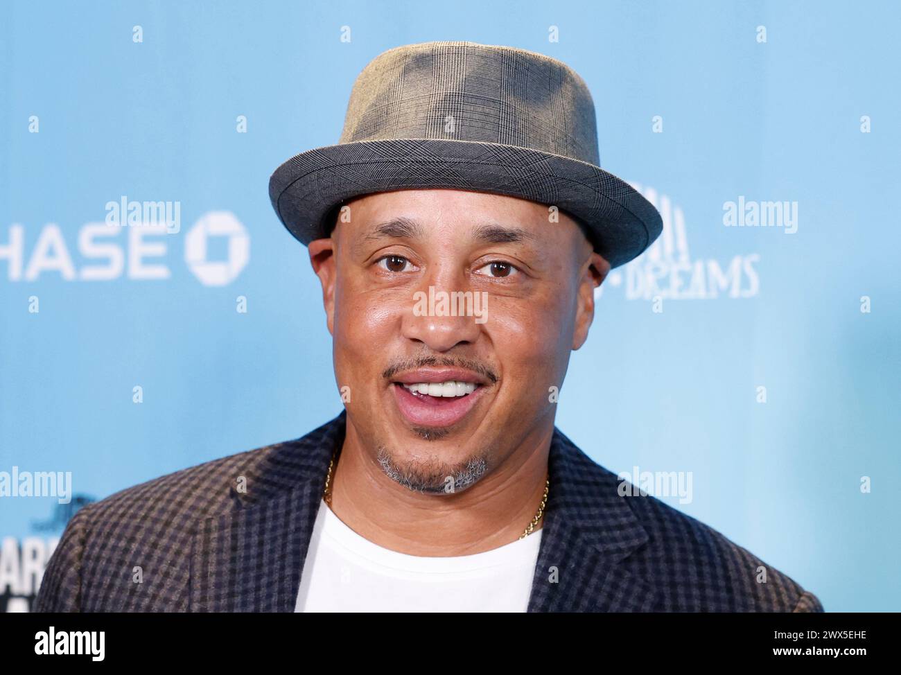 New York, United States. 27th Mar, 2024. John Starks arrives on the red ...