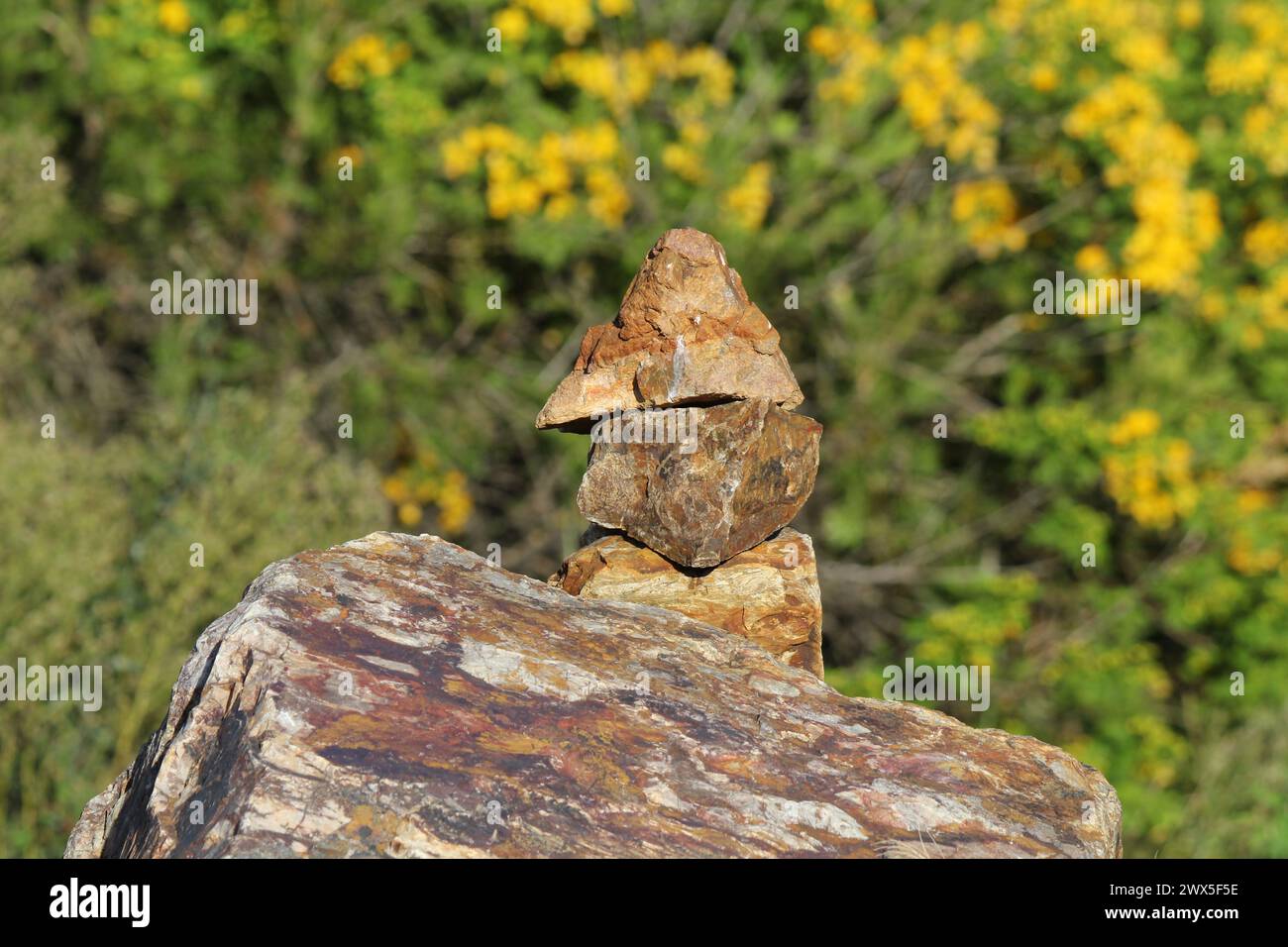 Pile of rocks balanced on top of each other Stock Photo - Alamy
