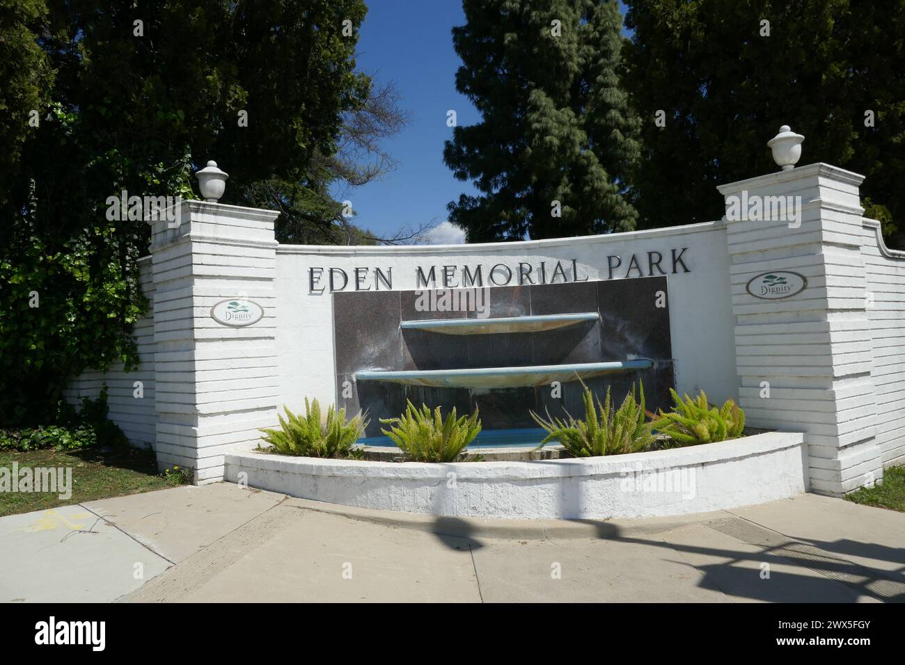 Mission Hills, California, USA 26th March 2024 Eden Memorial Park on ...