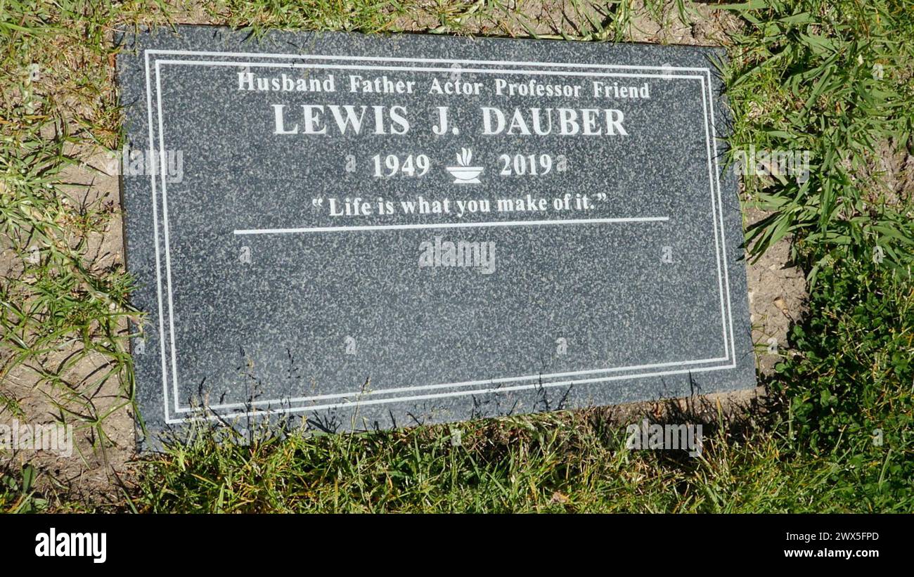 Mission Hills, California, USA 26th March 2024 Actor Lewis Dauber Grave ...