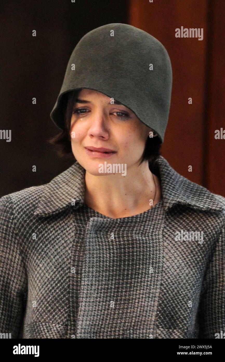 NEW YORK - FEBRUARY 25: Actress Katie Holmes films scene on the set of ...