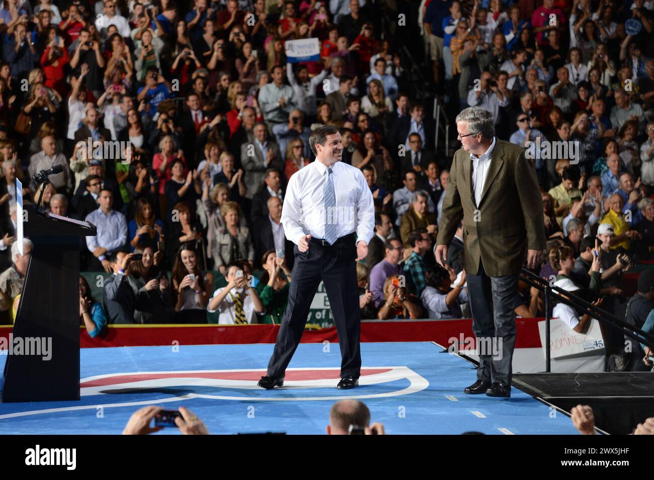 Former sen connie mack hi-res stock photography and images - Alamy