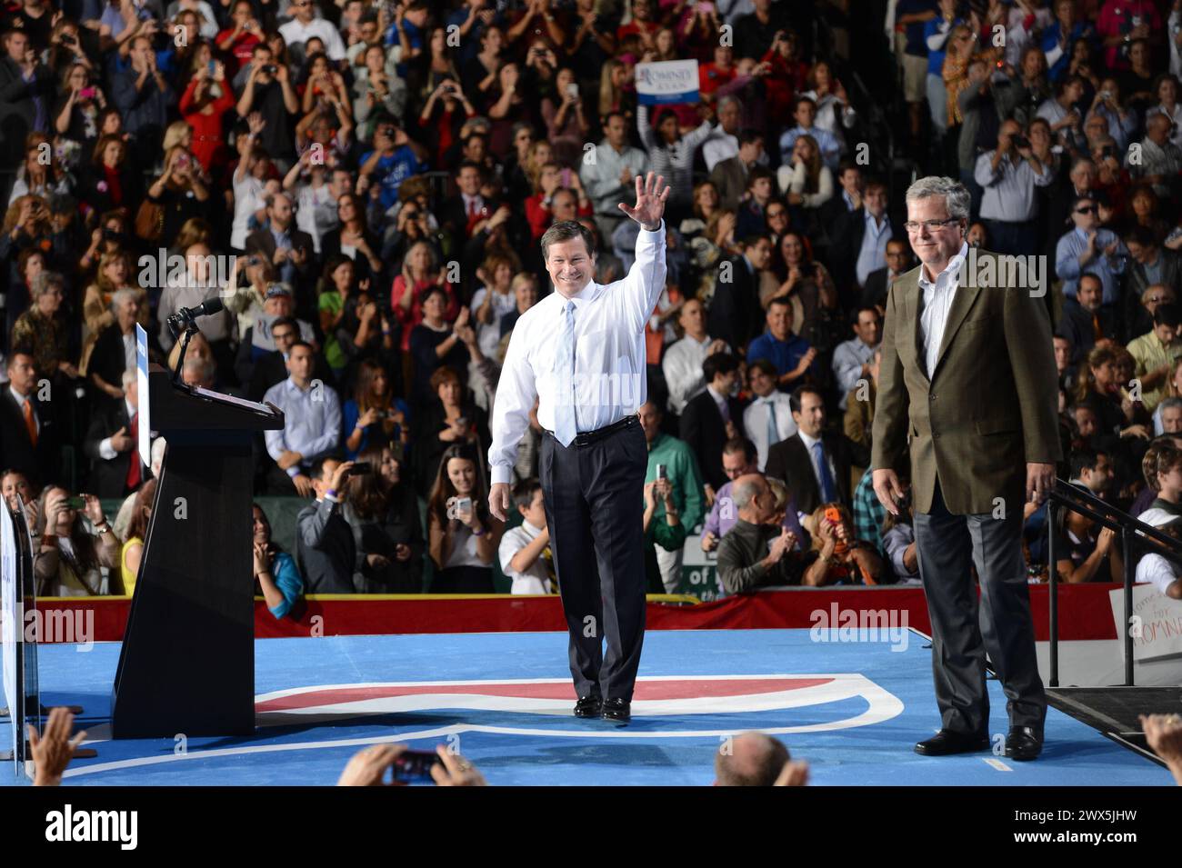 Former sen connie mack hi-res stock photography and images - Alamy