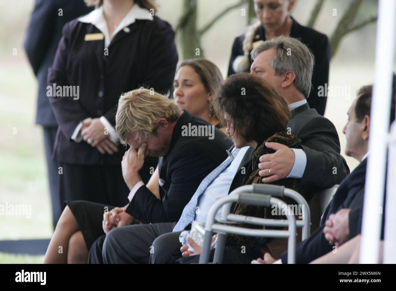 JUPITER, FL, OCTOBER 31: (EXCLUSIVE COVERAGE OF FUNERAL) Paul Merhige ...