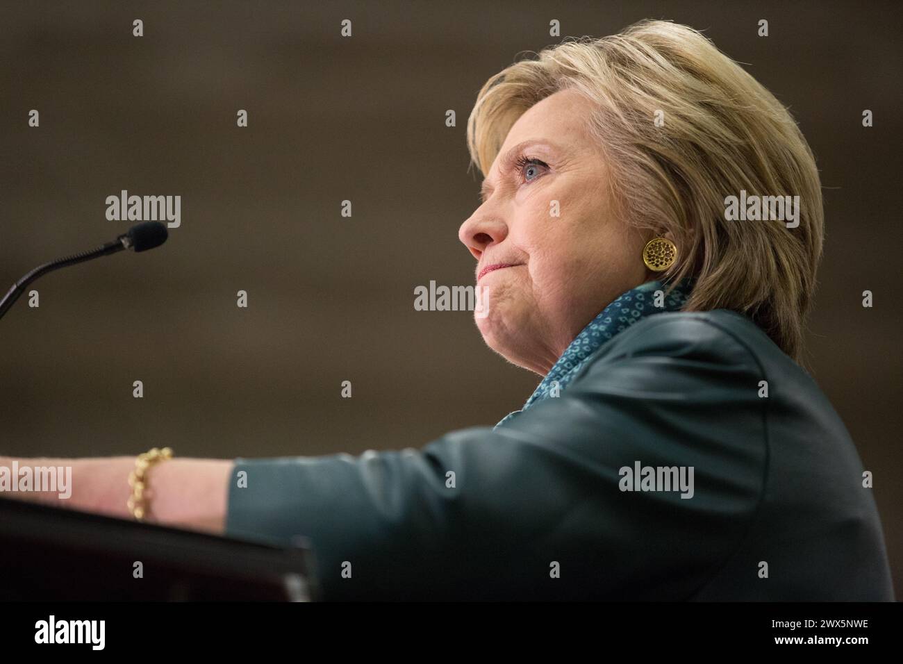 Hillary Clinton at Podium Stock Photo - Alamy