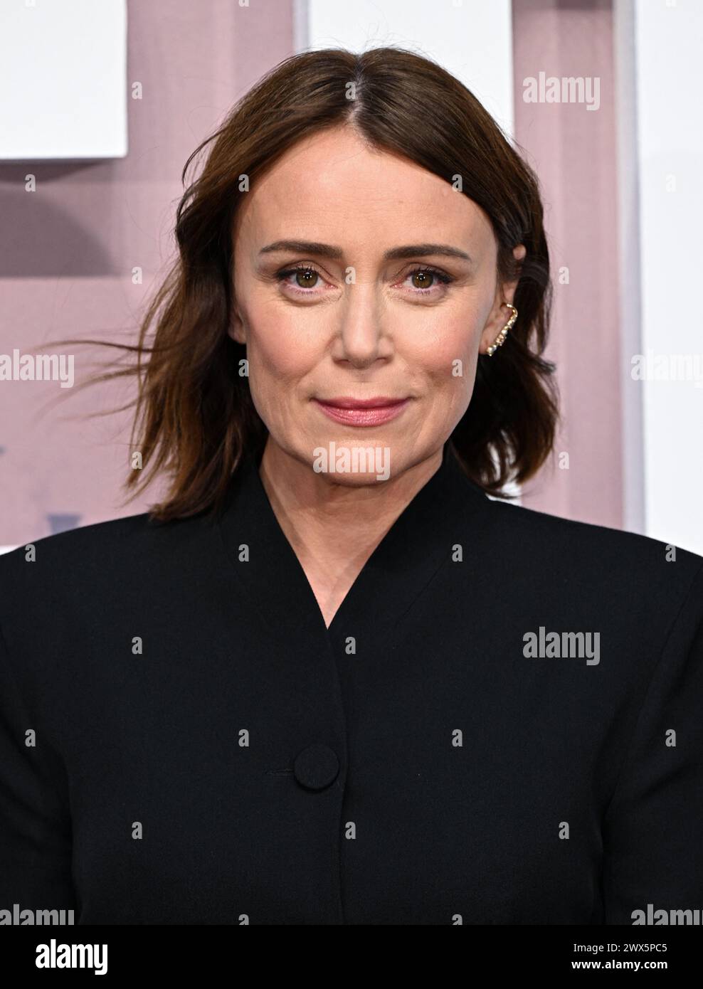 Scoop world premiere in london hi-res stock photography and images - Alamy