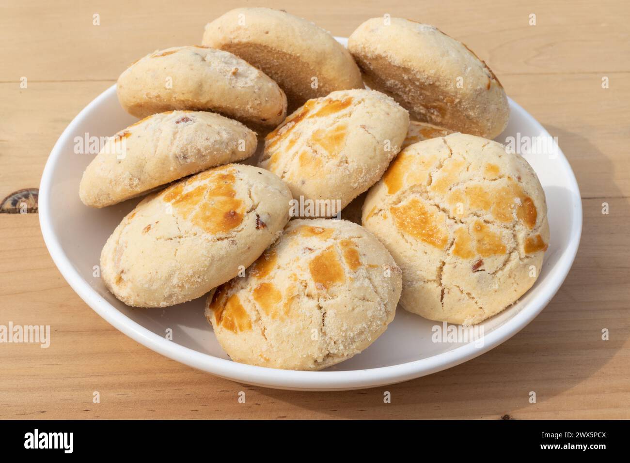nkhatai are shortbread biscuits originating from the Gujarat region of ...