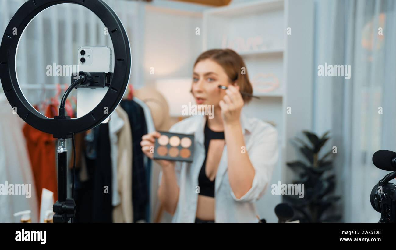 Prim woman hi-res stock photography and images - Alamy