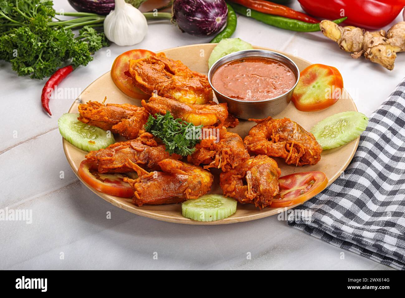 Golden fry tiger prawn hi-res stock photography and images - Alamy