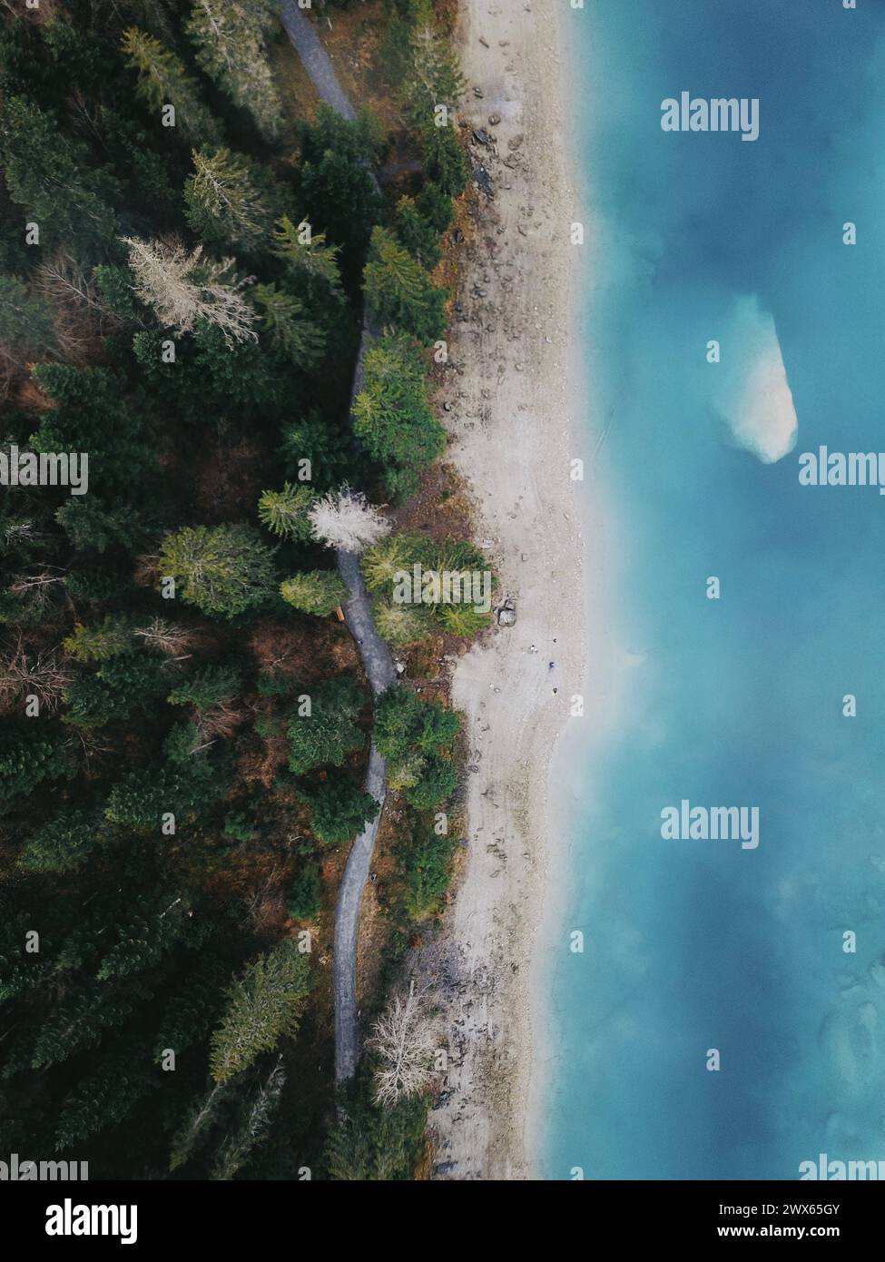 Clear azure water wooded hi-res stock photography and images - Alamy