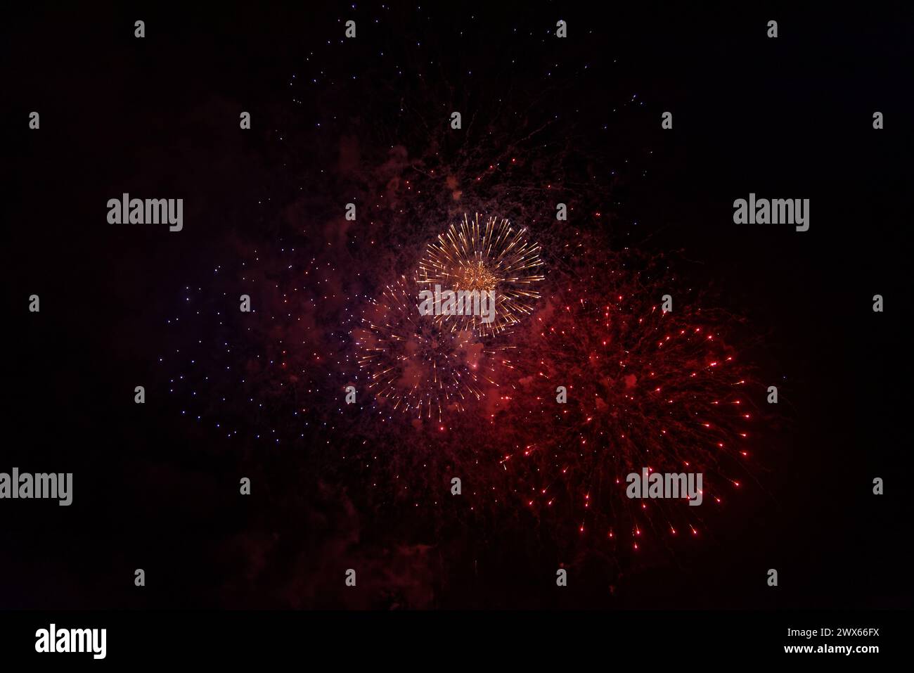 Firework pyrotechnics hi-res stock photography and images - Alamy