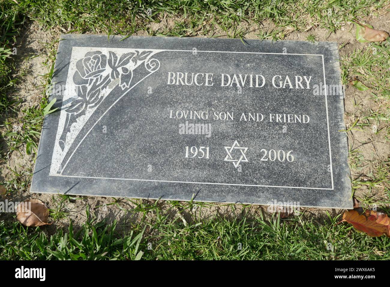 George harrison grave hi-res stock photography and images - Alamy