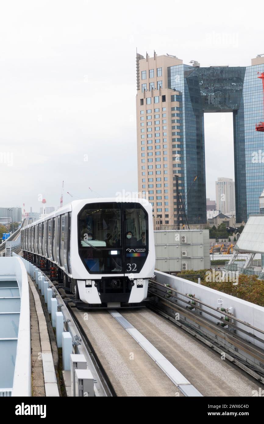 Tokyo international cruise terminal hi-res stock photography and images ...