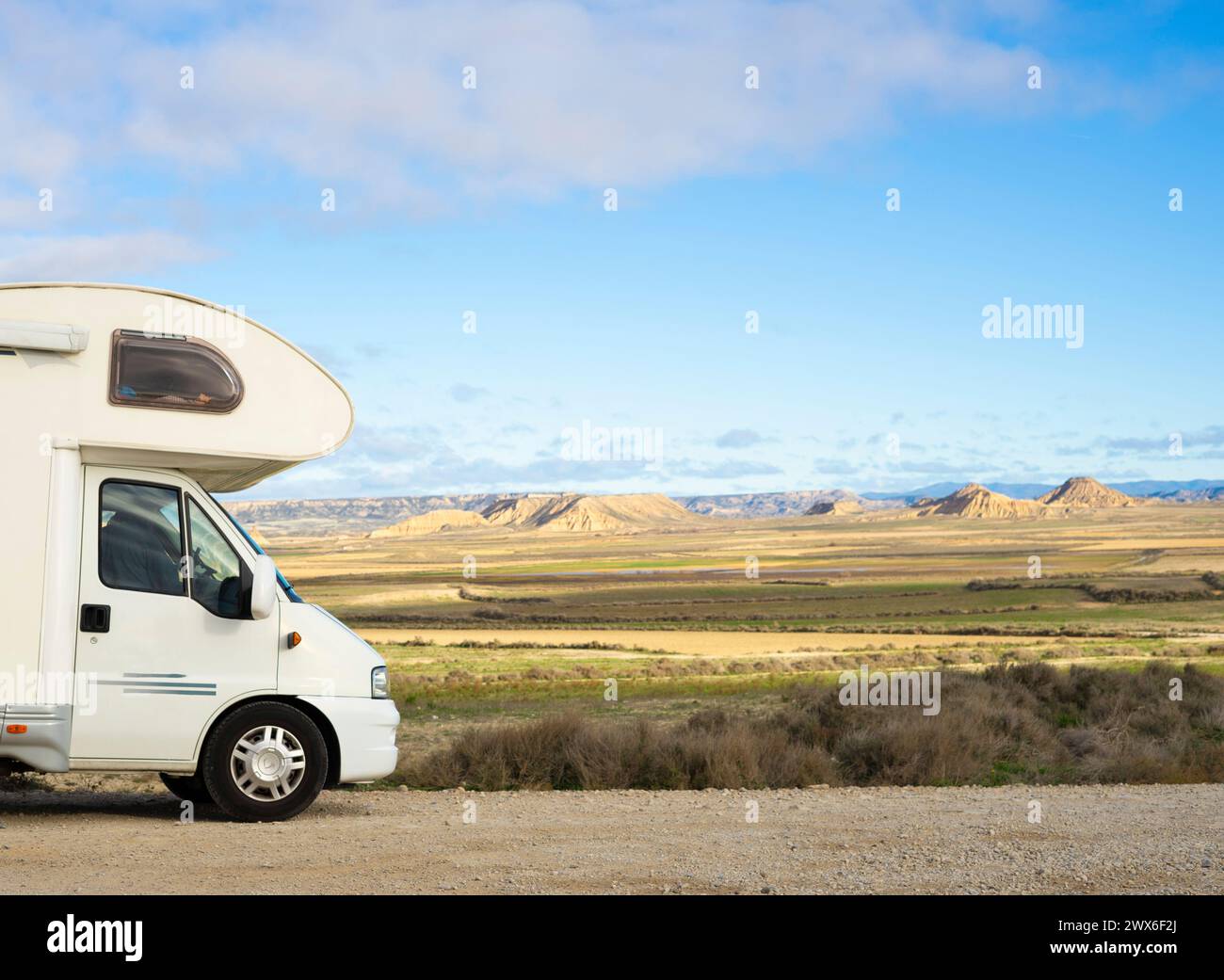White motorhome hi-res stock photography and images - Alamy