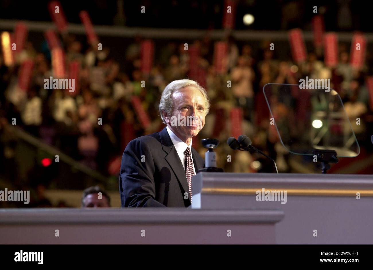2000 democratic national convention hi-res stock photography and images ...