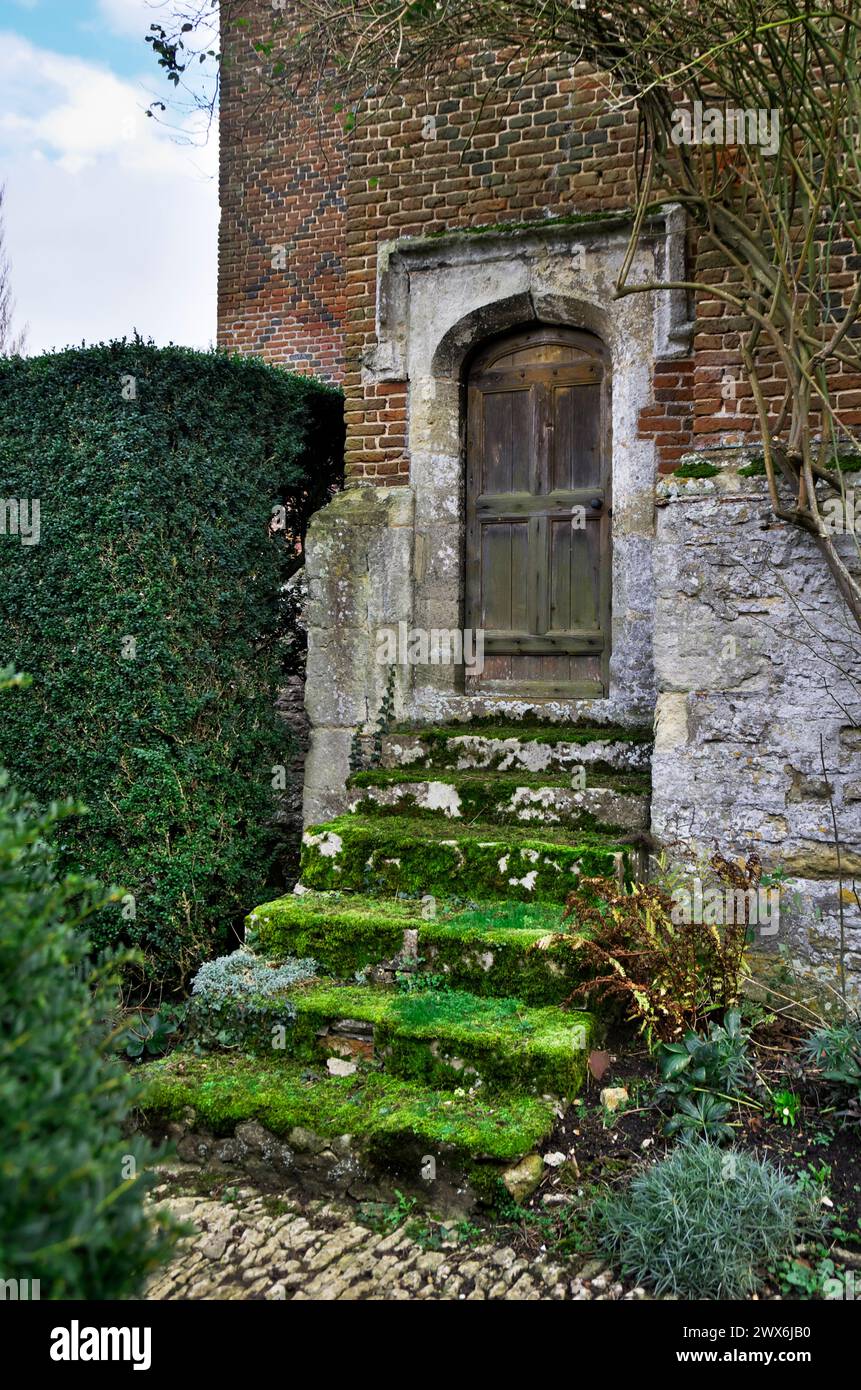 Door used as entrance to the Riddle House in Harry Potter and the ...