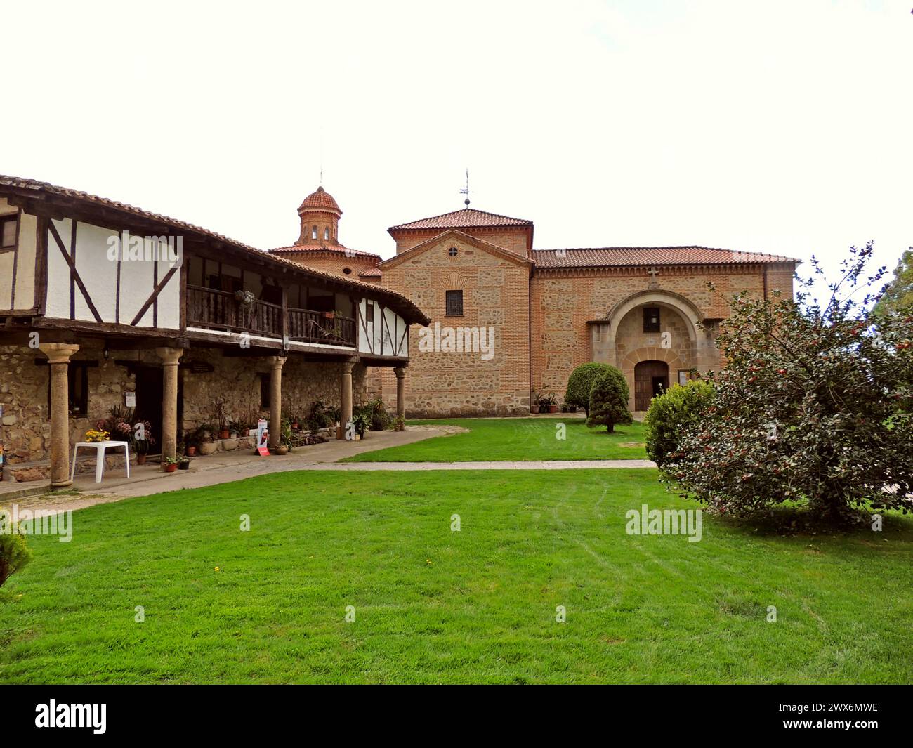 The Sanctuary of Virgen De Chilla, Avila, near Candeleda Stock Photo ...
