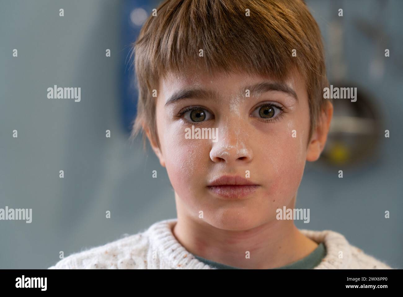 Messy cooking fun hi-res stock photography and images - Alamy