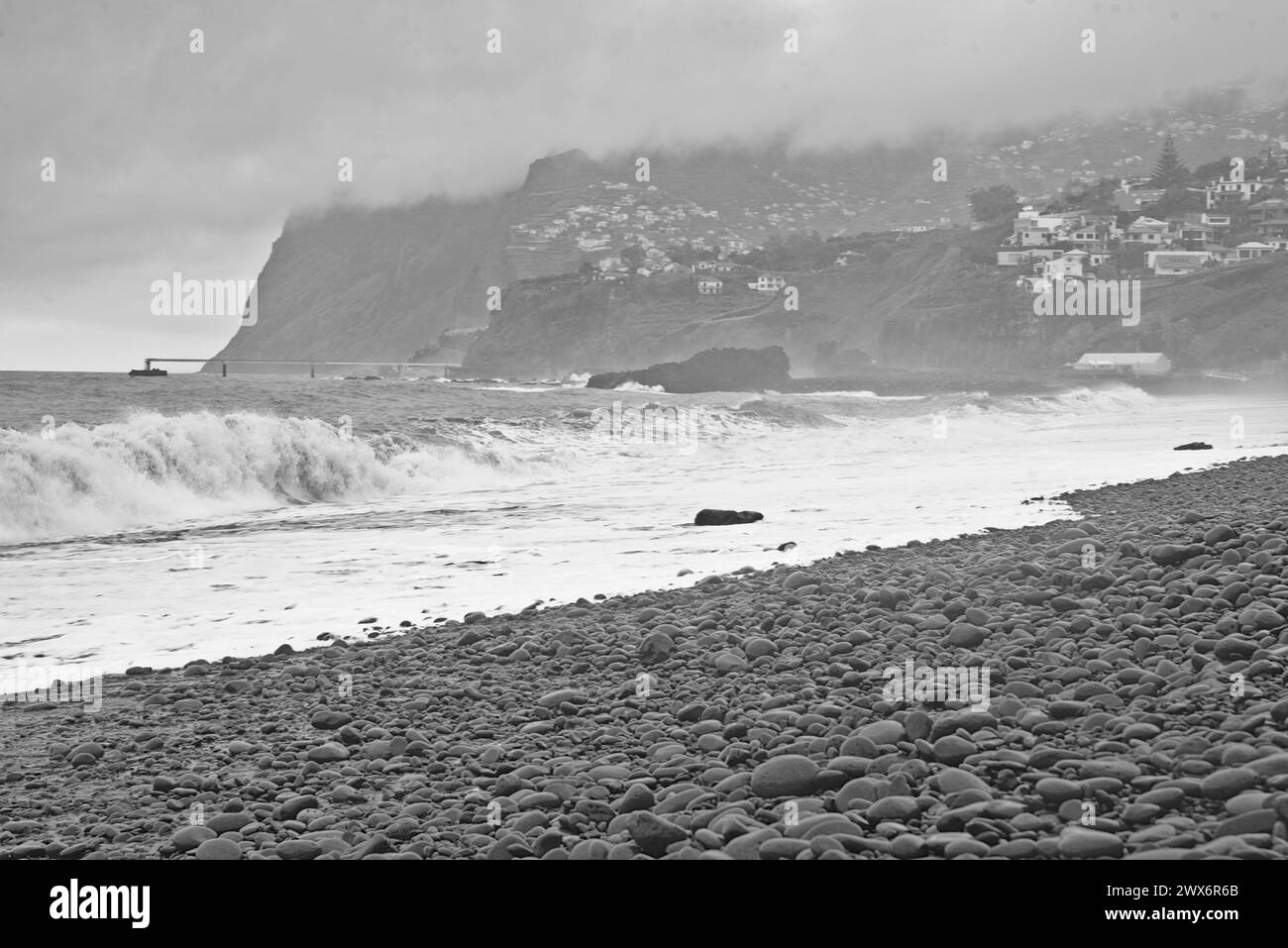 Beautiful atlantic ocean beach Black and White Stock Photos & Images ...