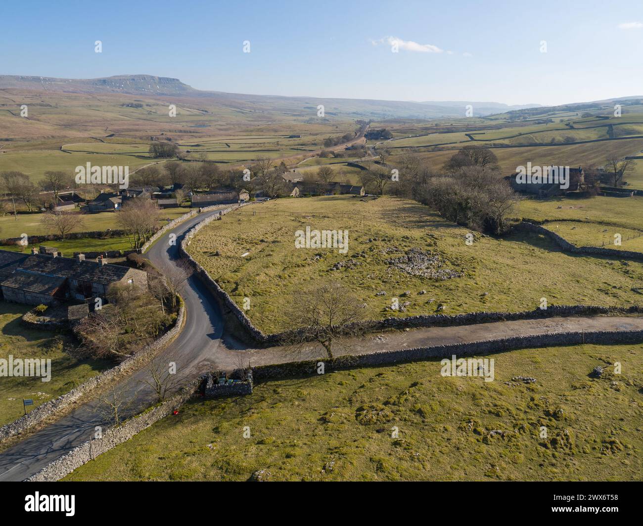Aerial image of Pen-y-ghent mountain & the North Yorkshire countryside ...