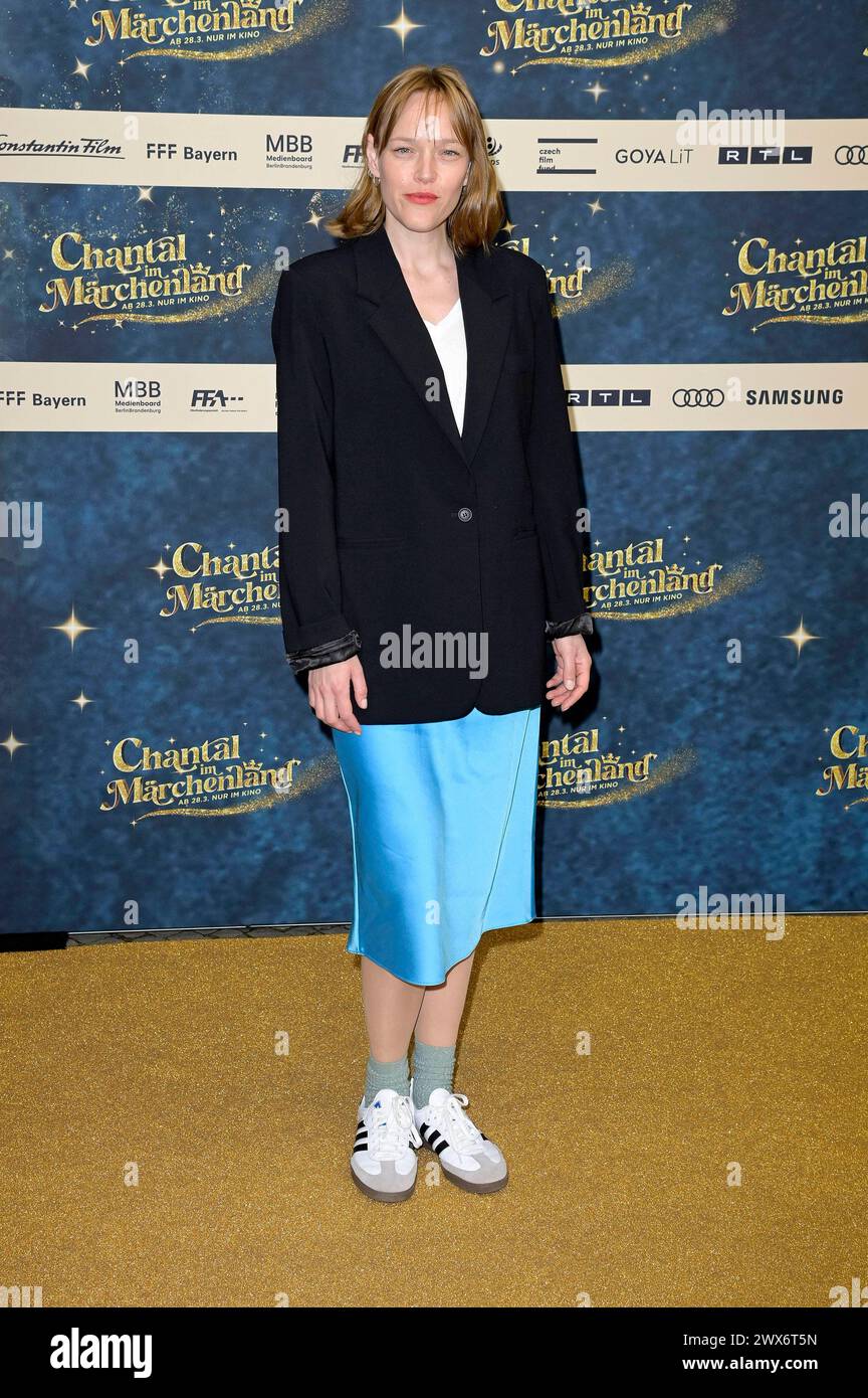 Livia Matthes bei der Premiere des Kinofilms Chantal im Märchenland im ...