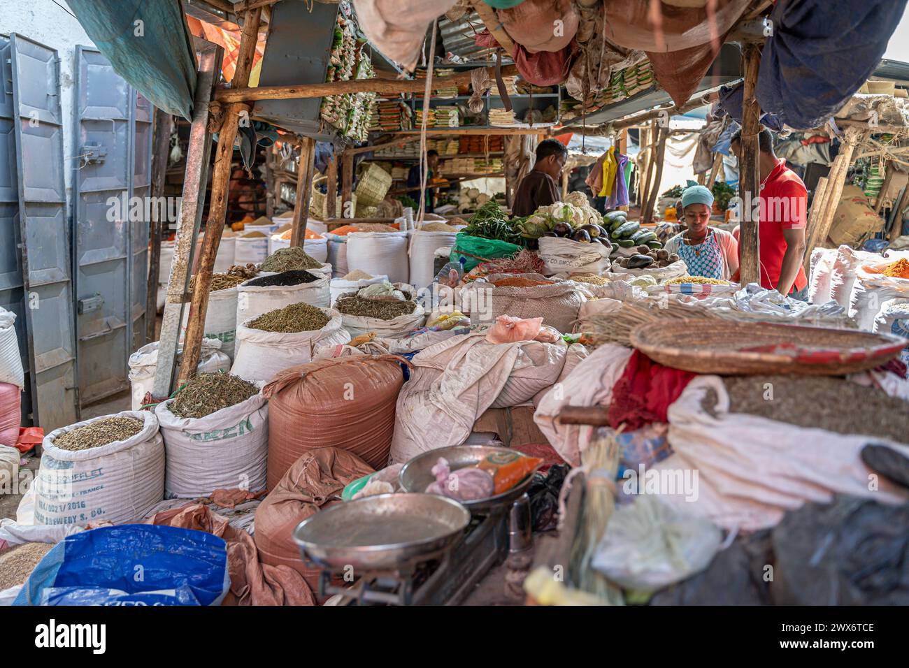 The colorful market of Harar (Harer), Ethiopia Stock Photo - Alamy