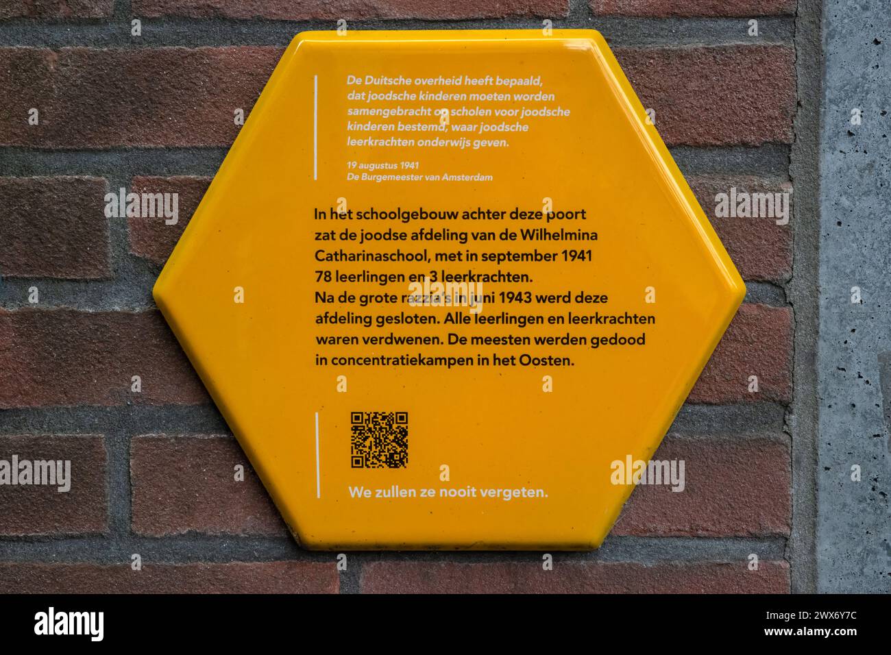 World War Two Memorial Plate For The Wilhelmina Catharinaschool School ...