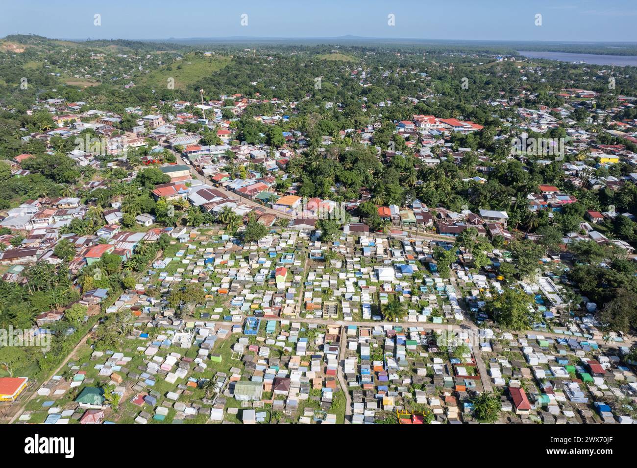 Aerial view cemetery hi-res stock photography and images - Alamy