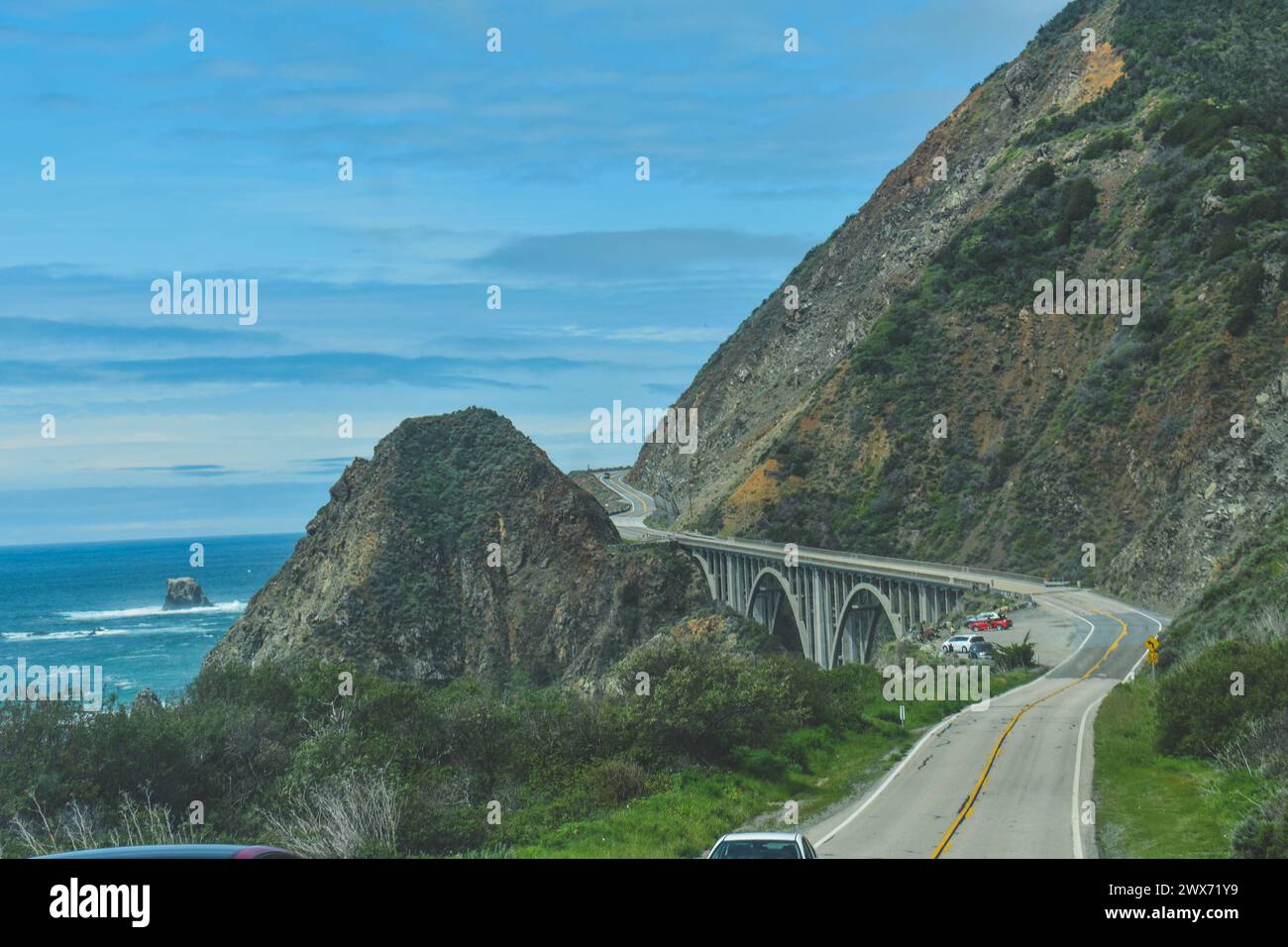 Pacific ocean road hi-res stock photography and images - Alamy