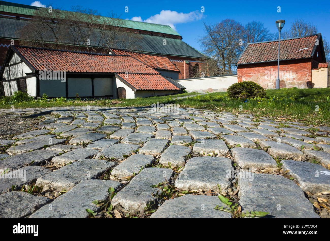 One story building hi-res stock photography and images - Alamy