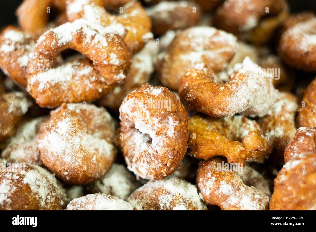 Typical Catalan Easter dessert Roscos de Semana Santa Stock Photo - Alamy