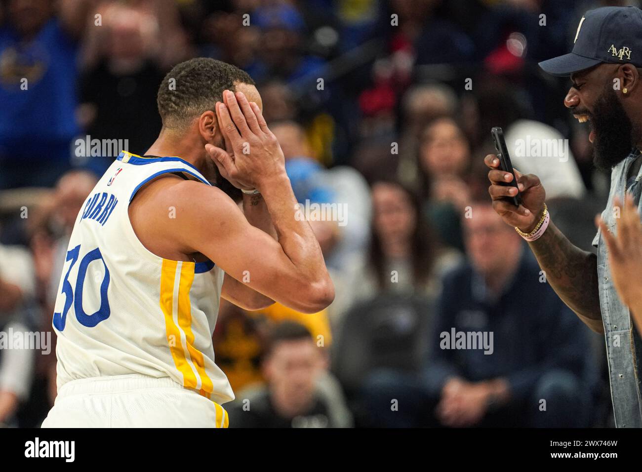 Stephen curry night night hi-res stock photography and images - Alamy