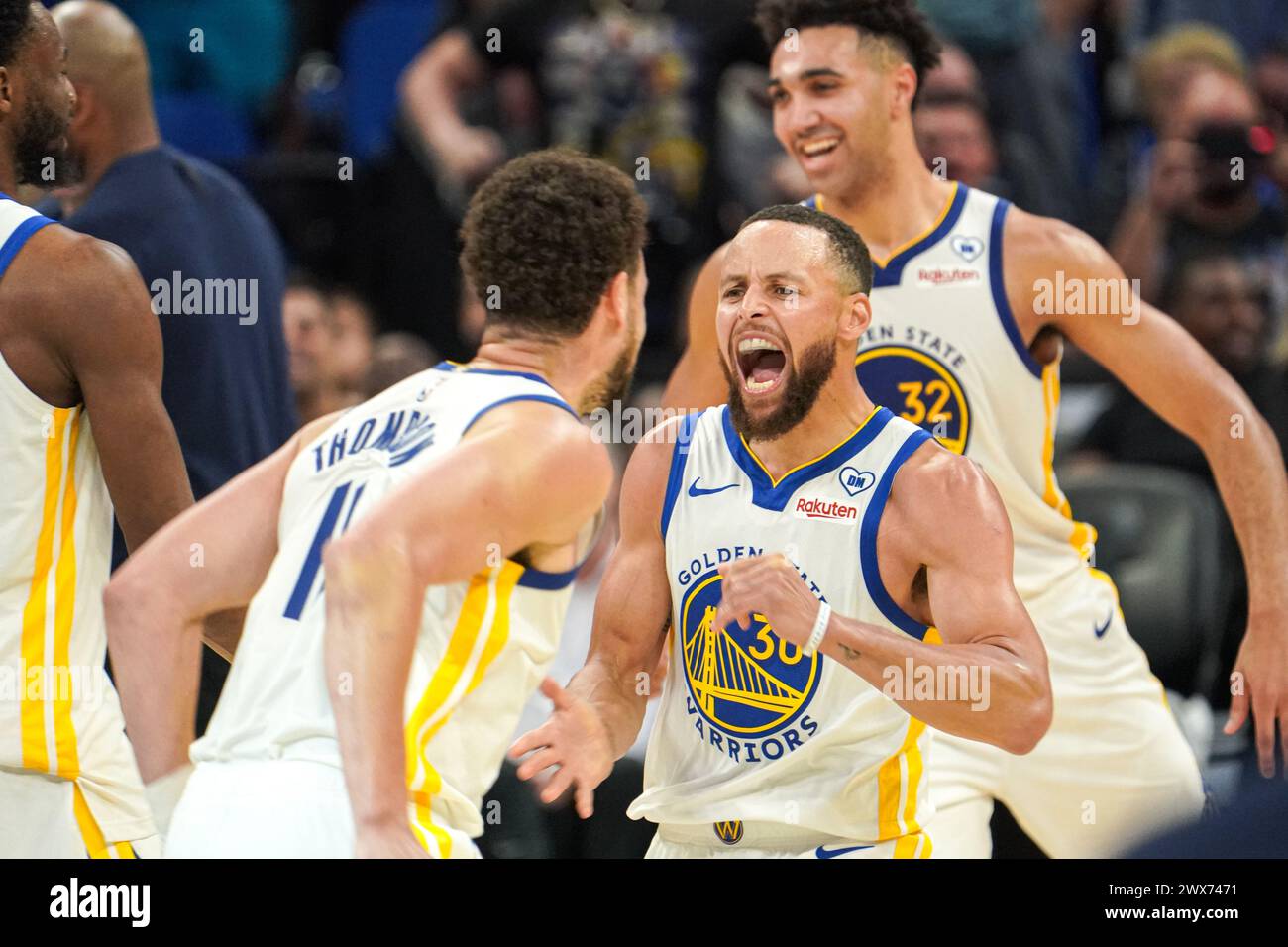 Stephen curry klay thompson 2024 hi-res stock photography and images ...