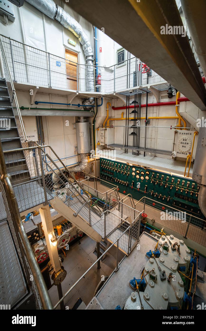 Historical ship engine room hi-res stock photography and images - Alamy