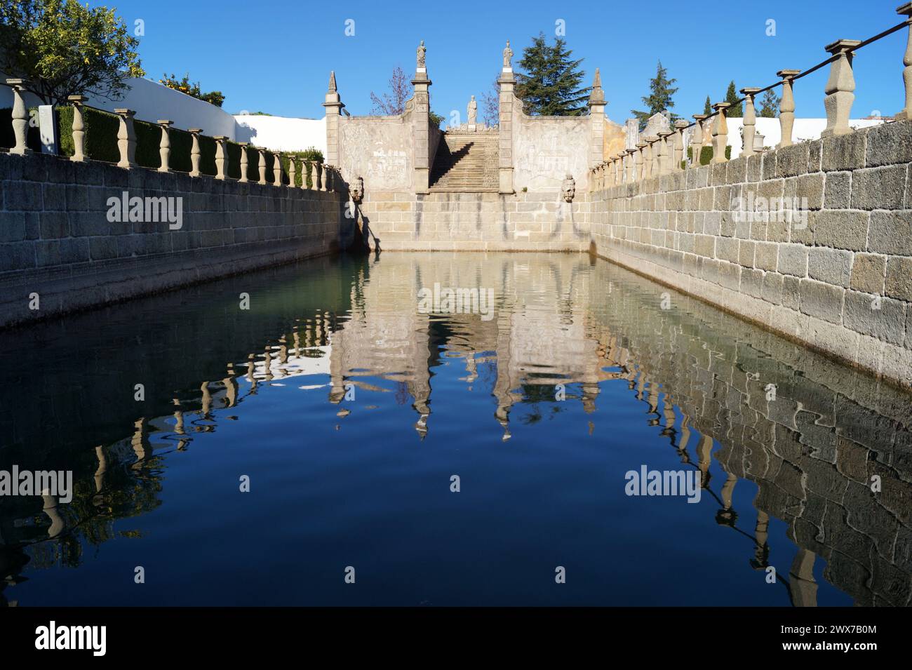 Water reservoir, the Great Tank, with cascade fountain, the Moses ...