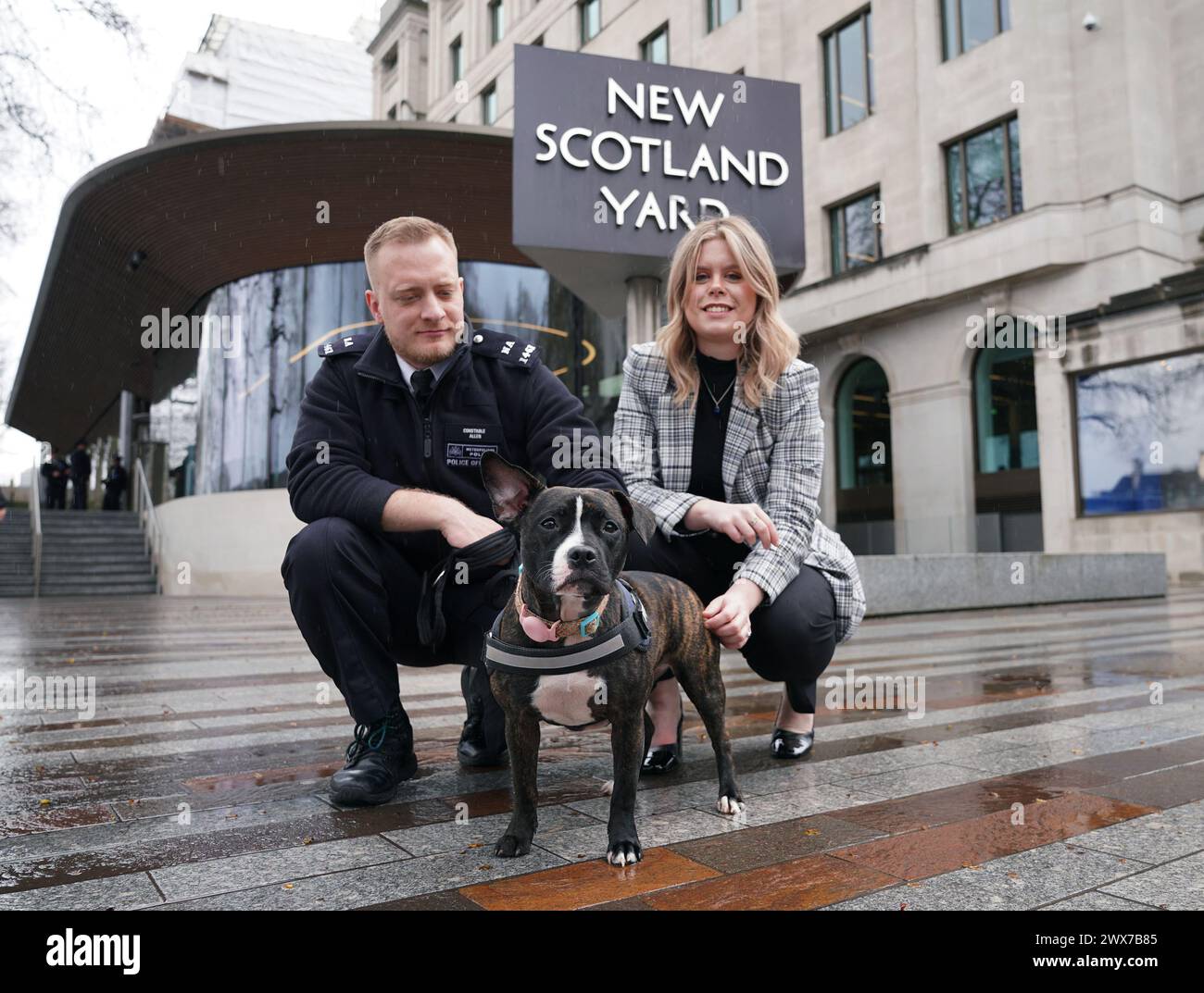 Need medical attention hi-res stock photography and images - Alamy