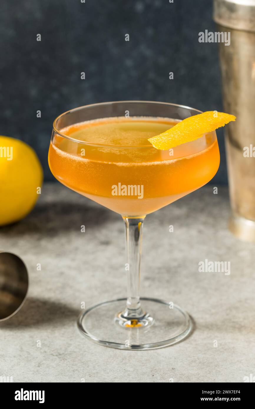 Leap year drink hi-res stock photography and images - Alamy