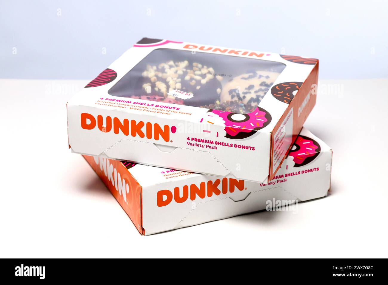 Dunkin donuts hi-res stock photography and images - Alamy