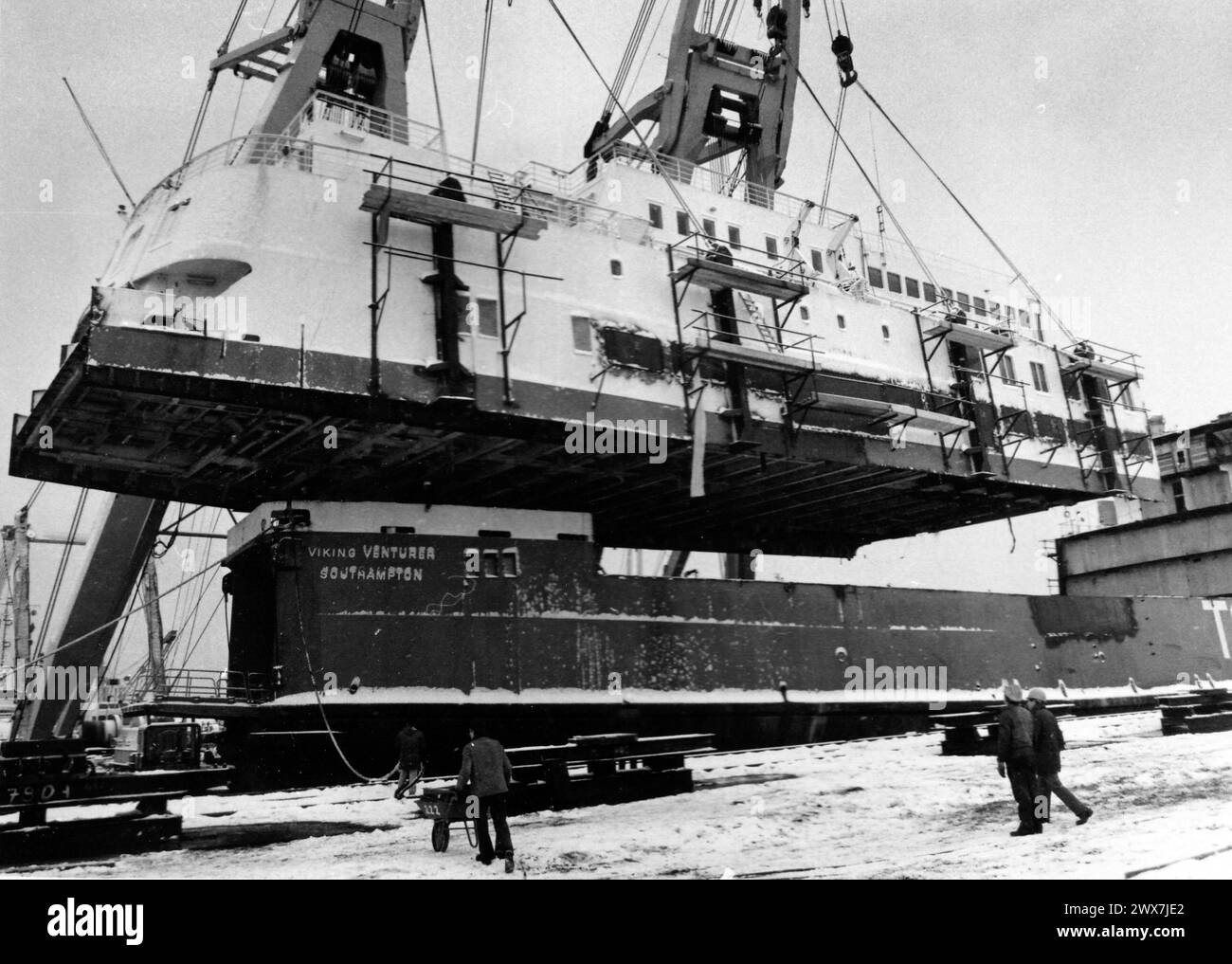 THE SUPERSTRUCTURE OF TOWNSEND THORESEN FERRY VIKING VENTURER IS LIFTED ...